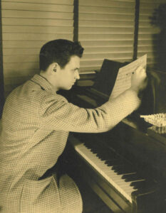 Biography - Charles Strouse